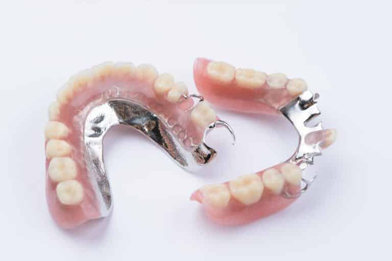 Natural Looking Dentures: Best Materials, Types, and Fit